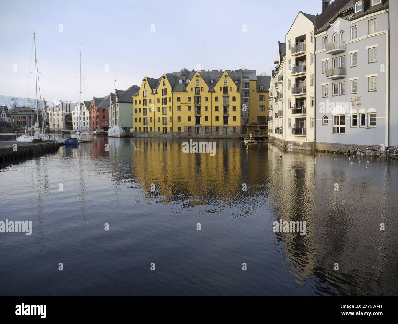 Mass timber construction hi-res stock photography and images - Alamy