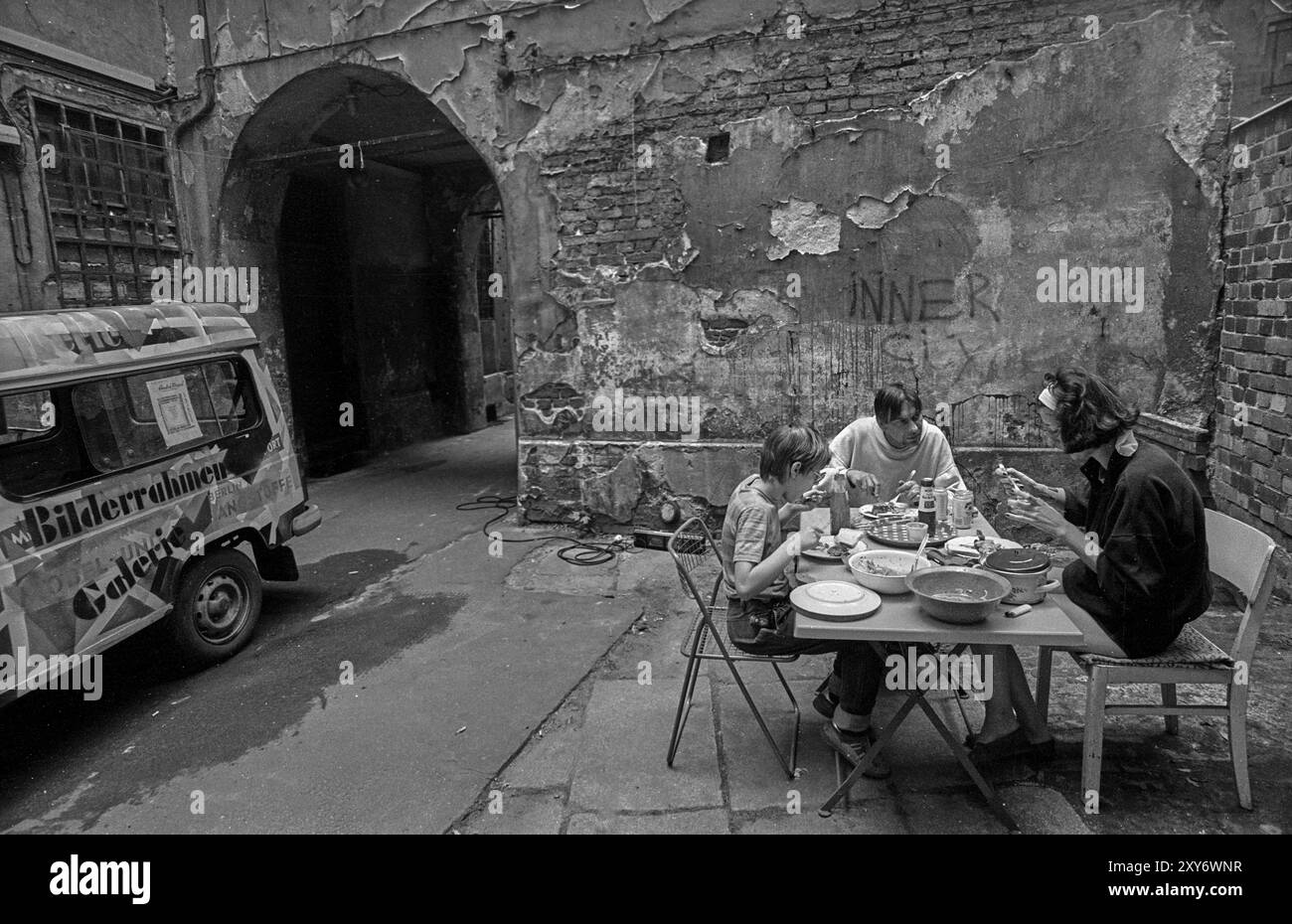 Germany, Berlin, 27 June 1991, Oranienburger Strasse, 2nd backyard ...