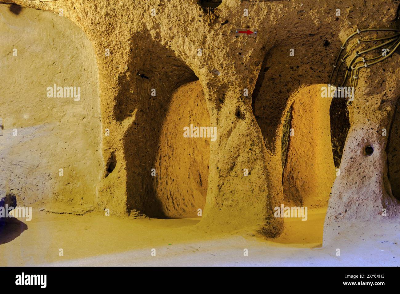 Kaymakli underground city village, cappadicia, turkey Stock Photo - Alamy