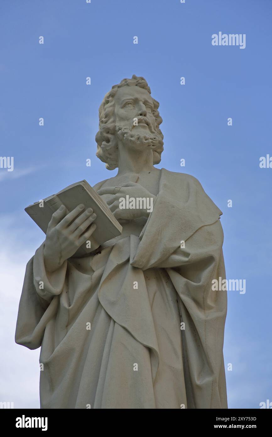 Sculpture of St Mark the Apostle with Bible, Saint, detail, UNESCO St ...