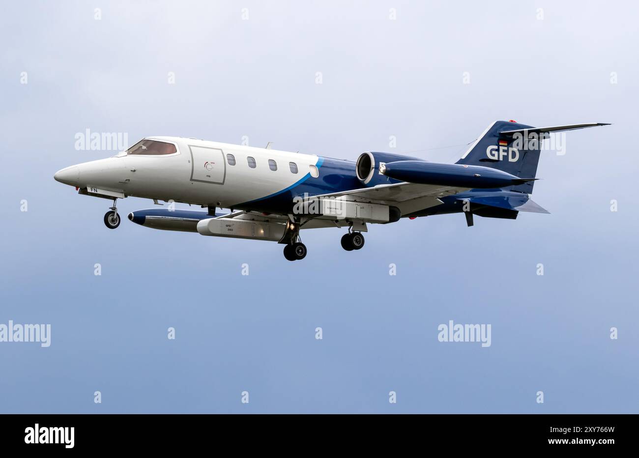 Aerial target simulation hi-res stock photography and images - Alamy