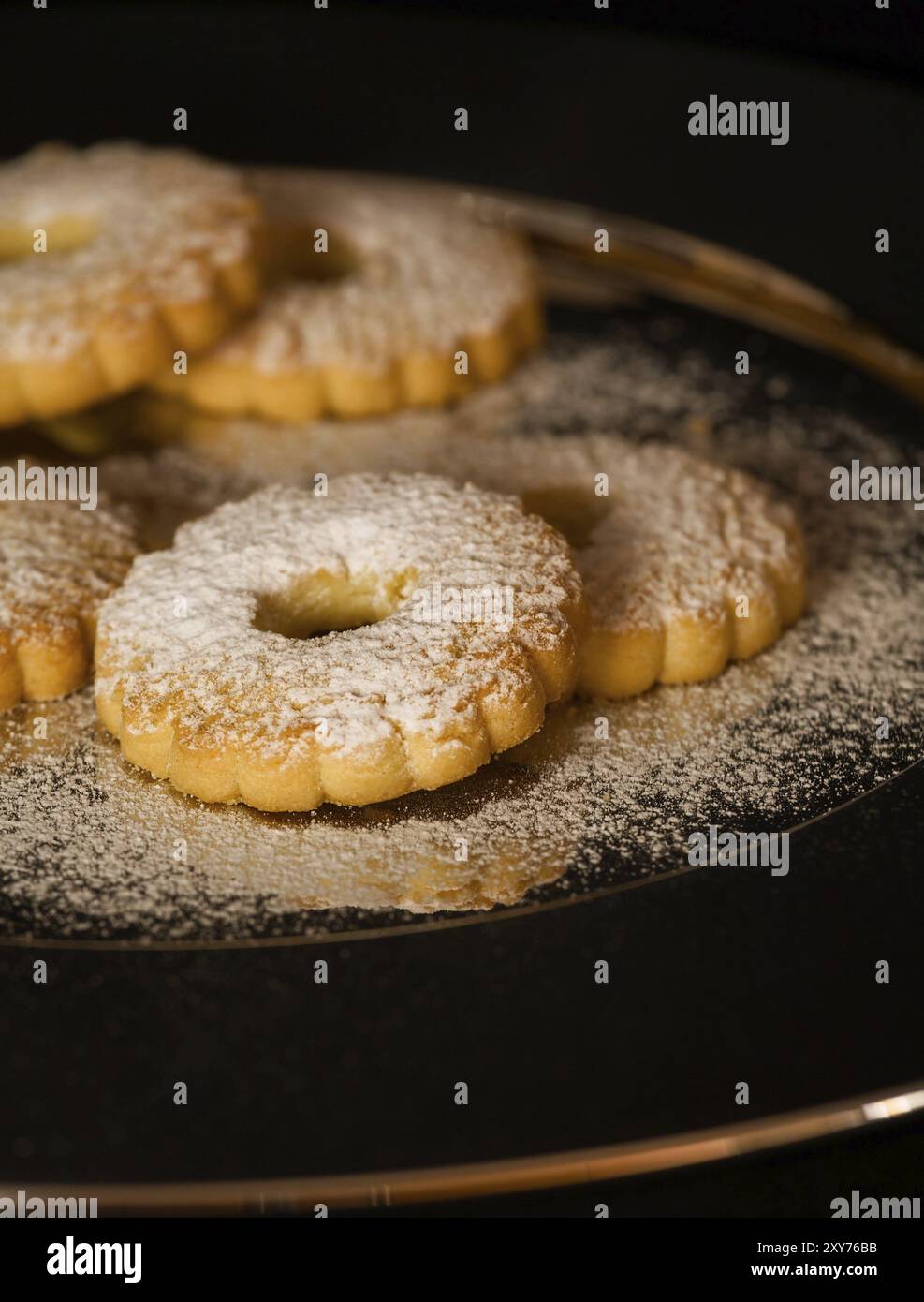 5 biscuits five biscuits hi-res stock photography and images - Alamy