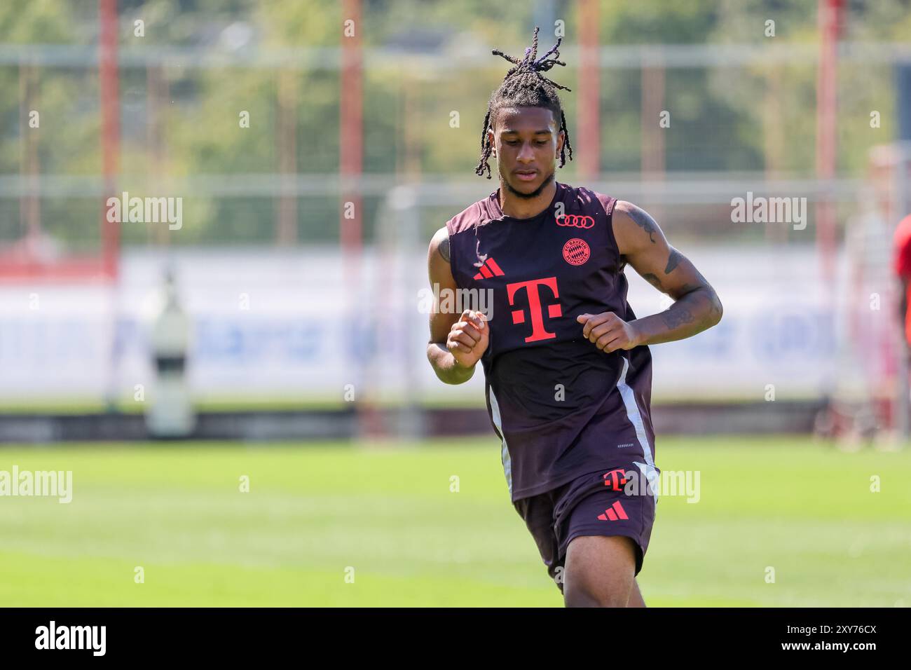 Michael Olise (FC Bayern Muenchen 17), Oeffentliches Training, FC ...