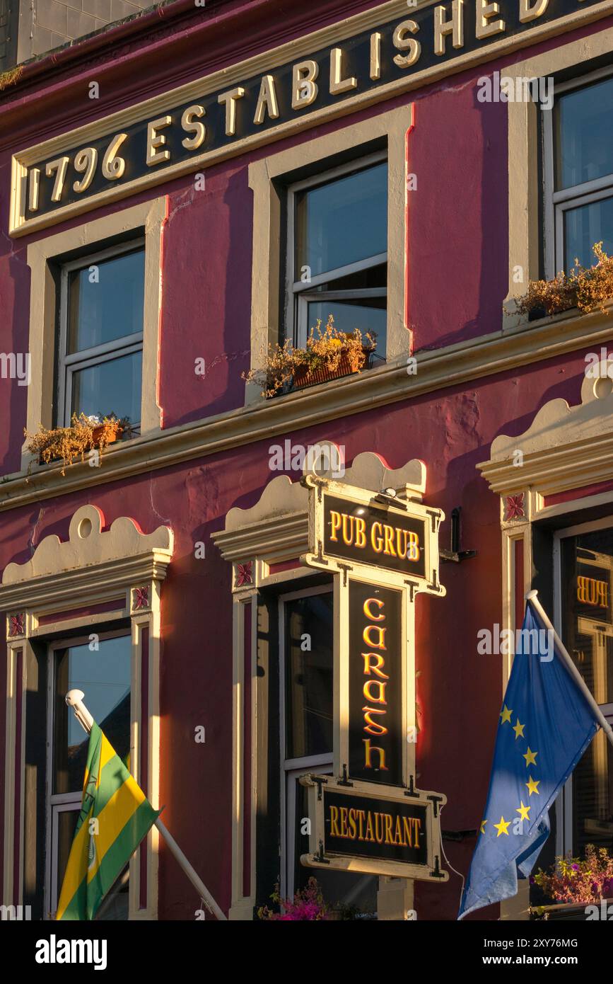 Caragh restaurant traditional building facade in New Street Killarney ...