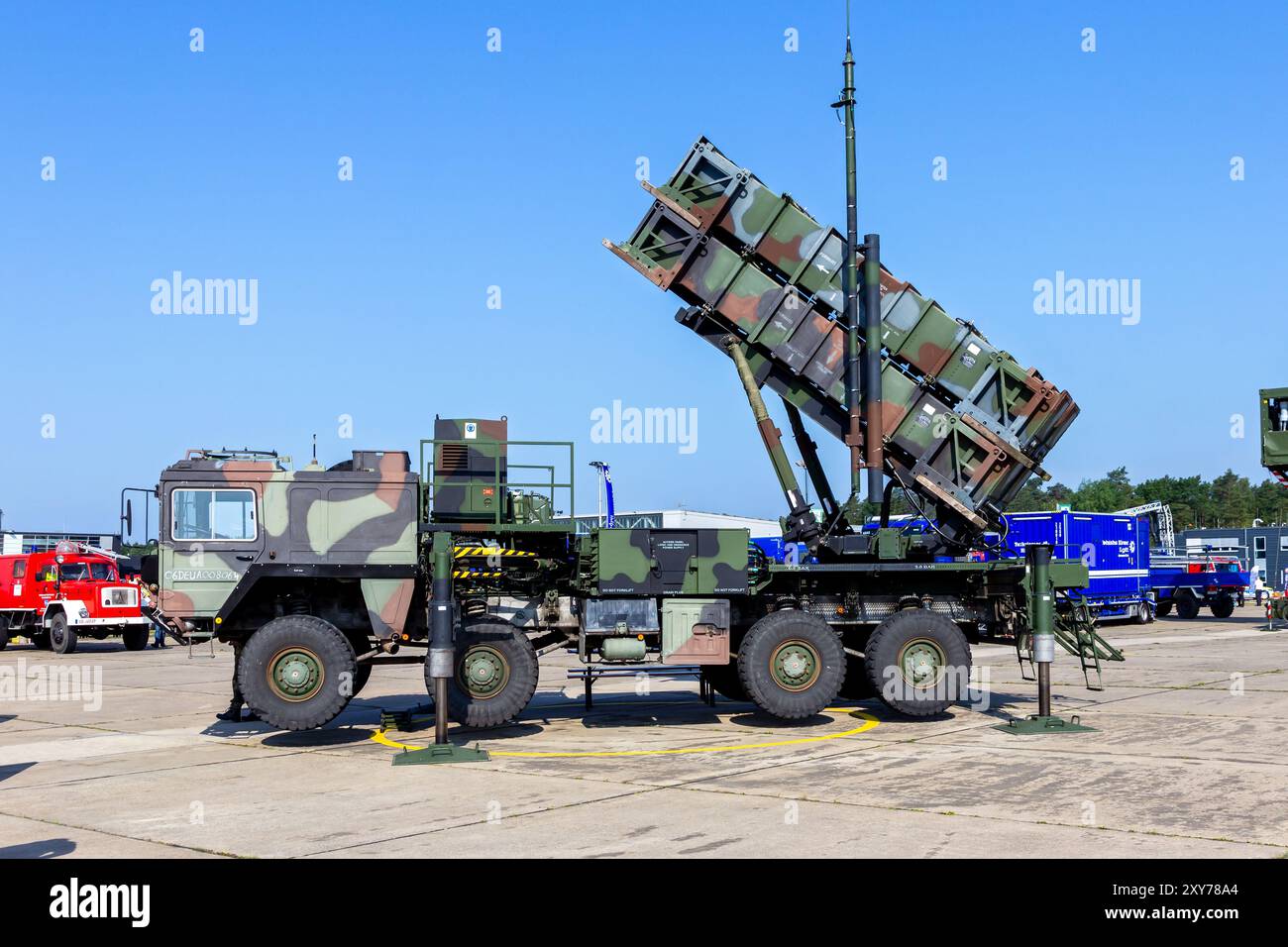 Military Mobile MIM-104 Patriot Surface-to-air Missile Sam System ...
