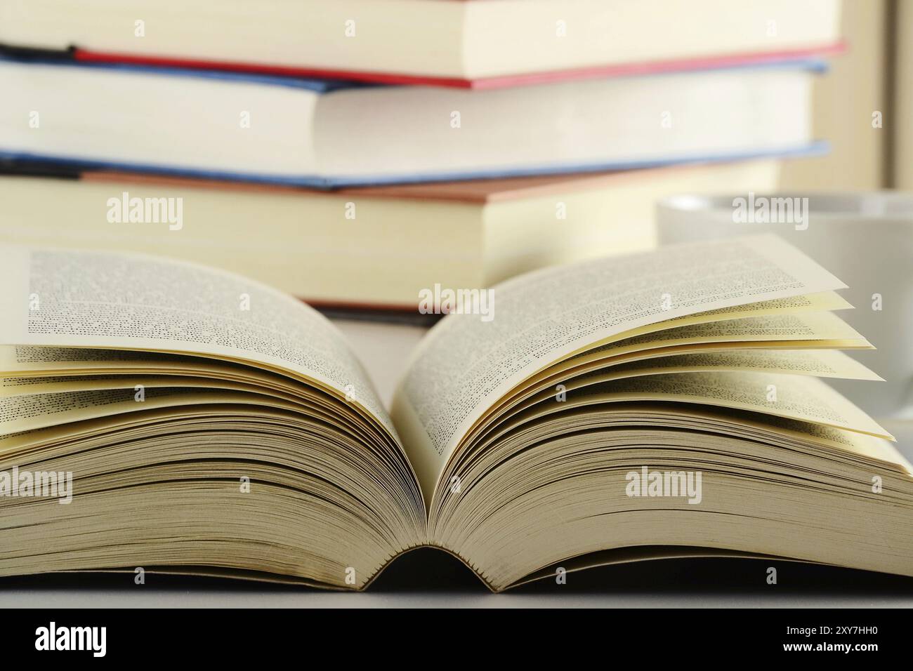 Books on the table Stock Photo - Alamy
