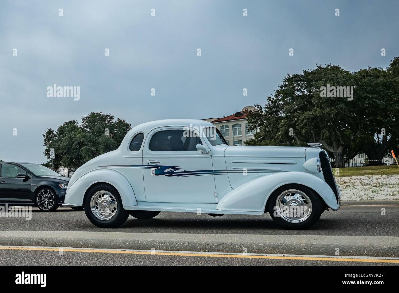 1936 chevrolet master deluxe hi-res stock photography and images - Alamy