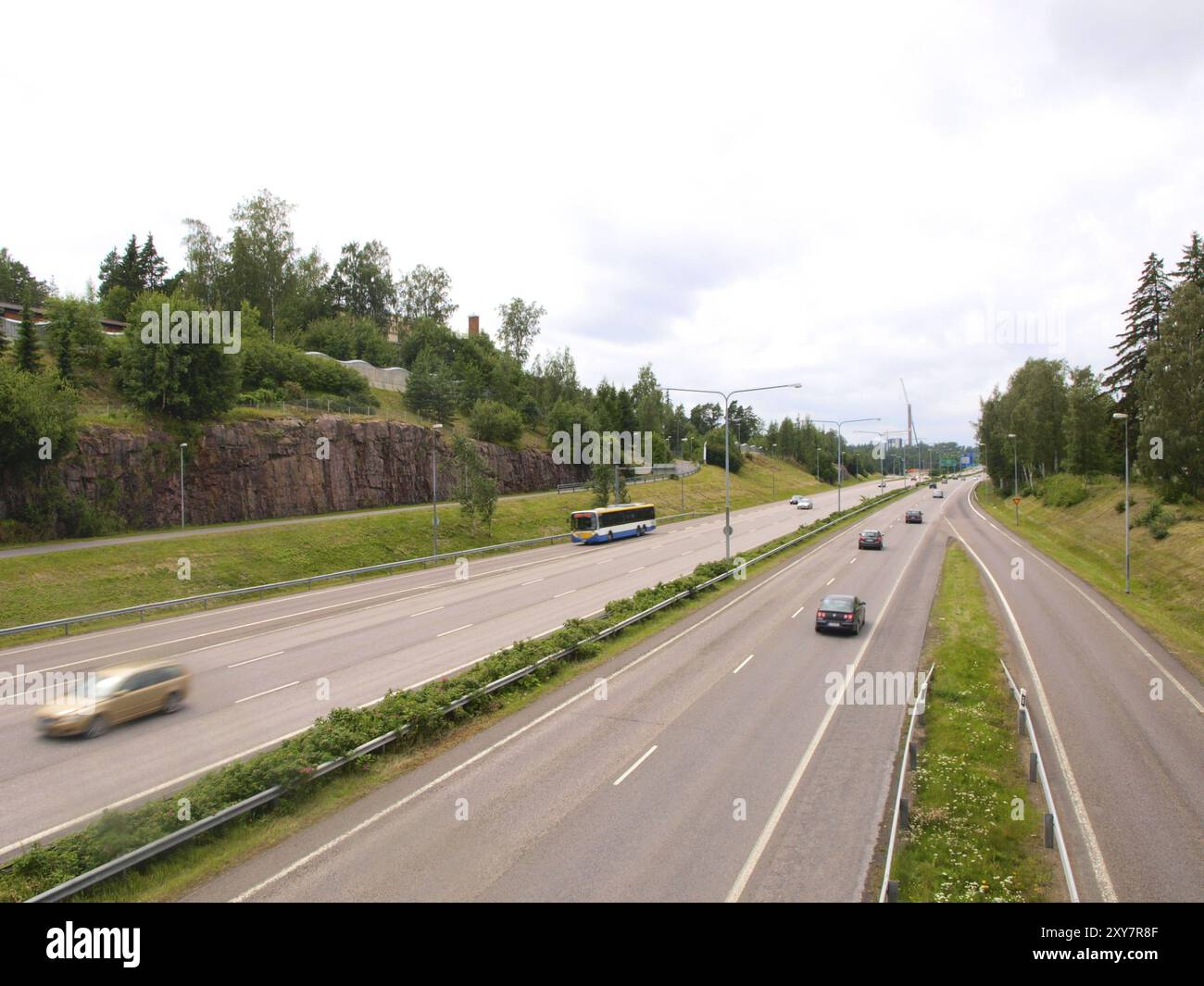 Two line wide highway hi-res stock photography and images - Alamy