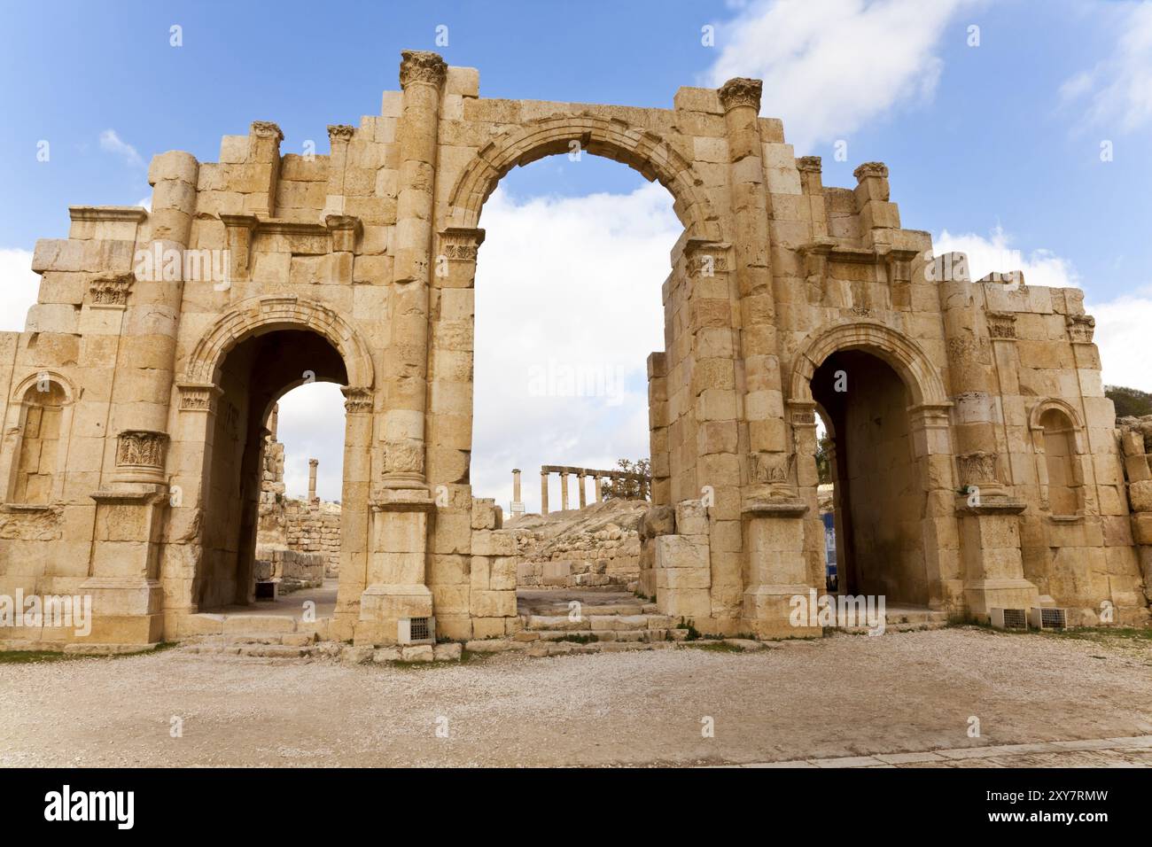 South gate of ancient jerash, jordan Stock Photo - Alamy