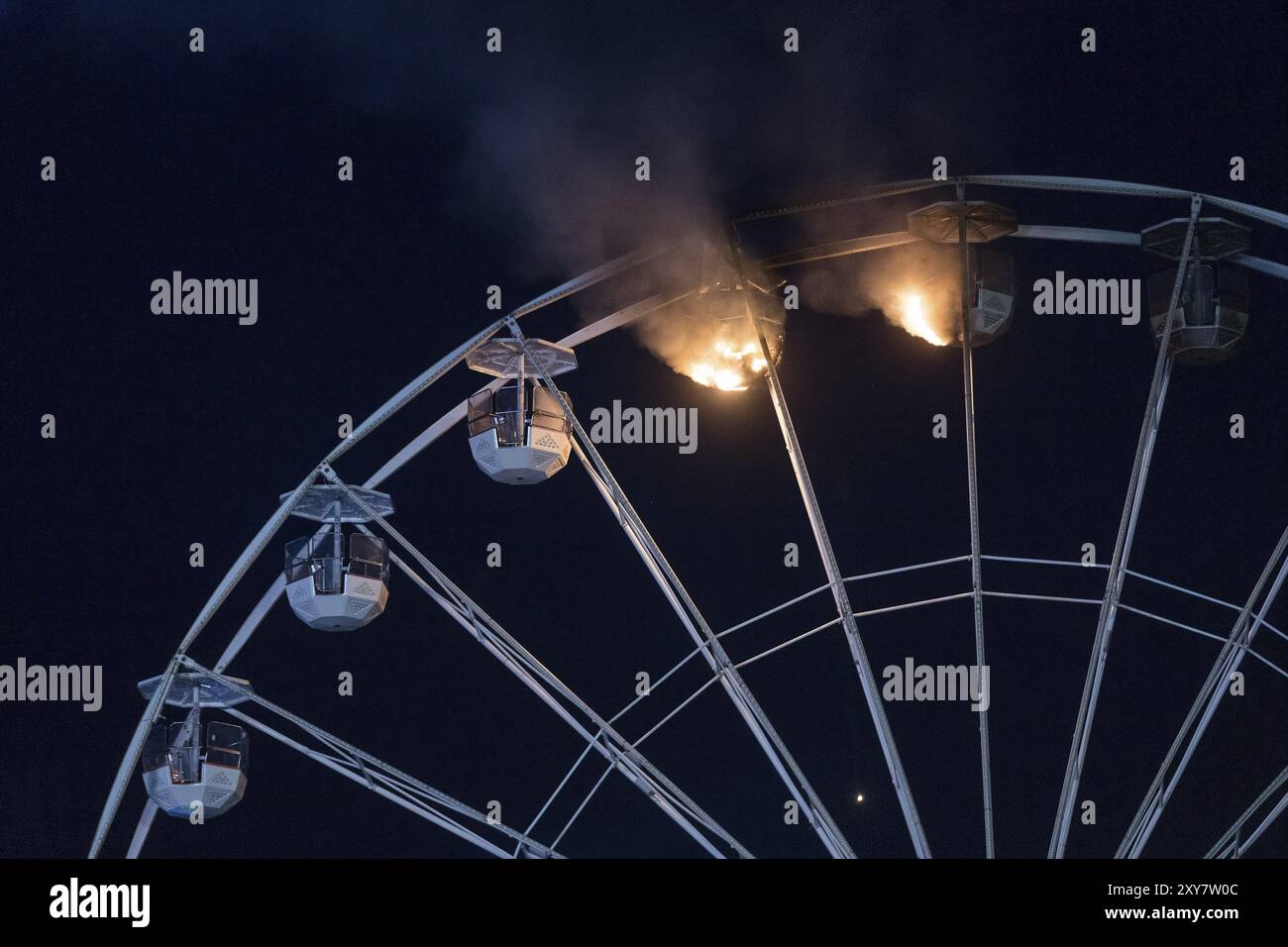 Ferris wheel catches fire at the Highfield Festival on Friday ...