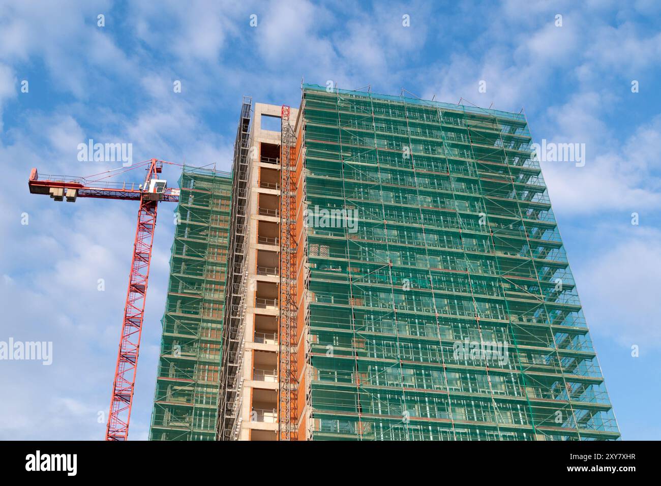 Exposed concrete framework hi-res stock photography and images - Alamy