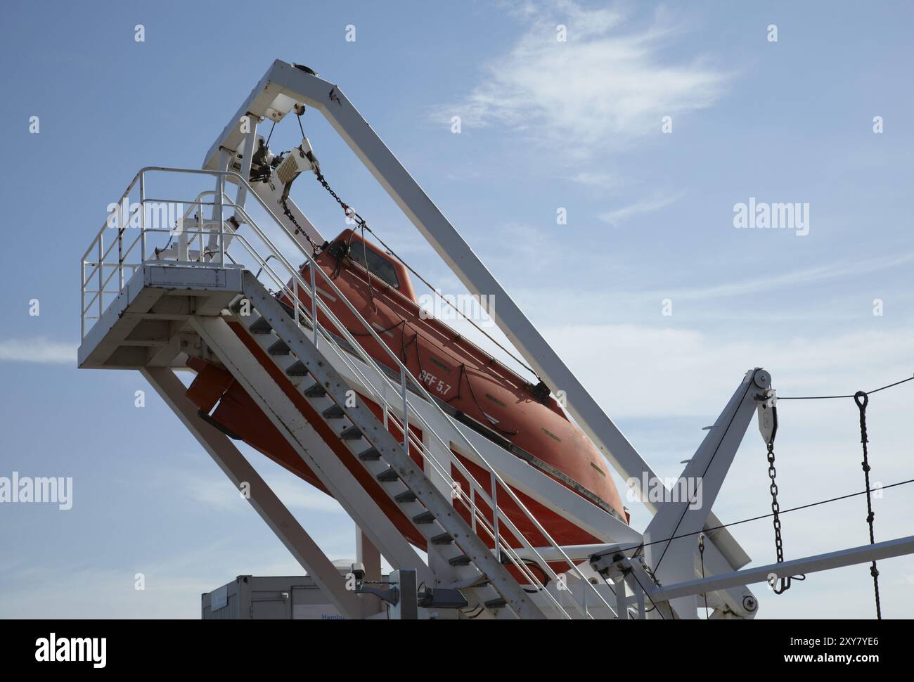 Free fall boat hi-res stock photography and images - Alamy