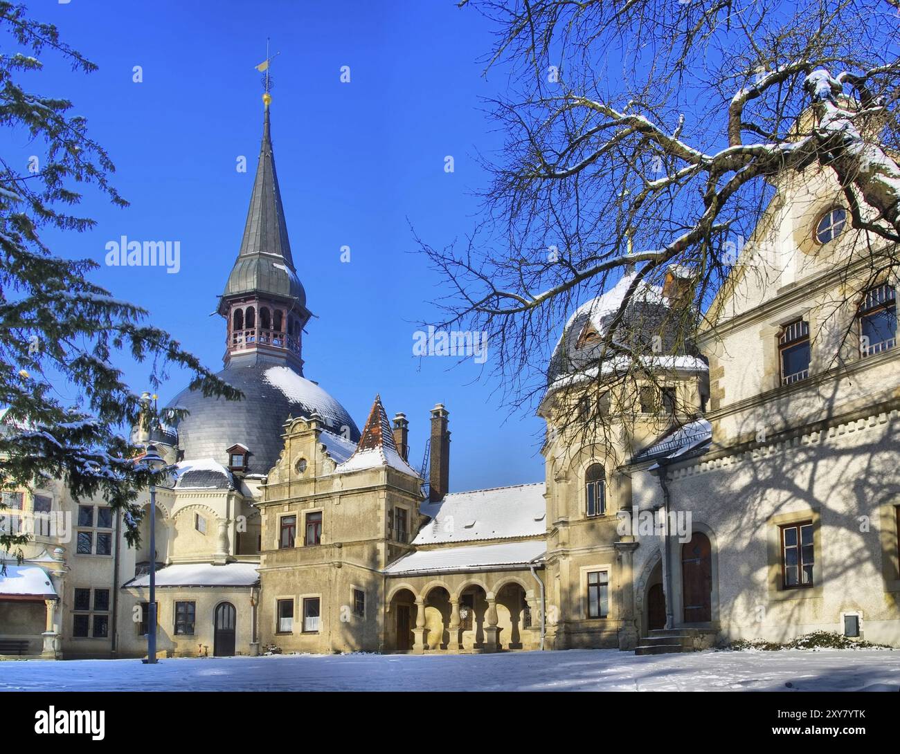 Schoenfeld castle hi-res stock photography and images - Alamy
