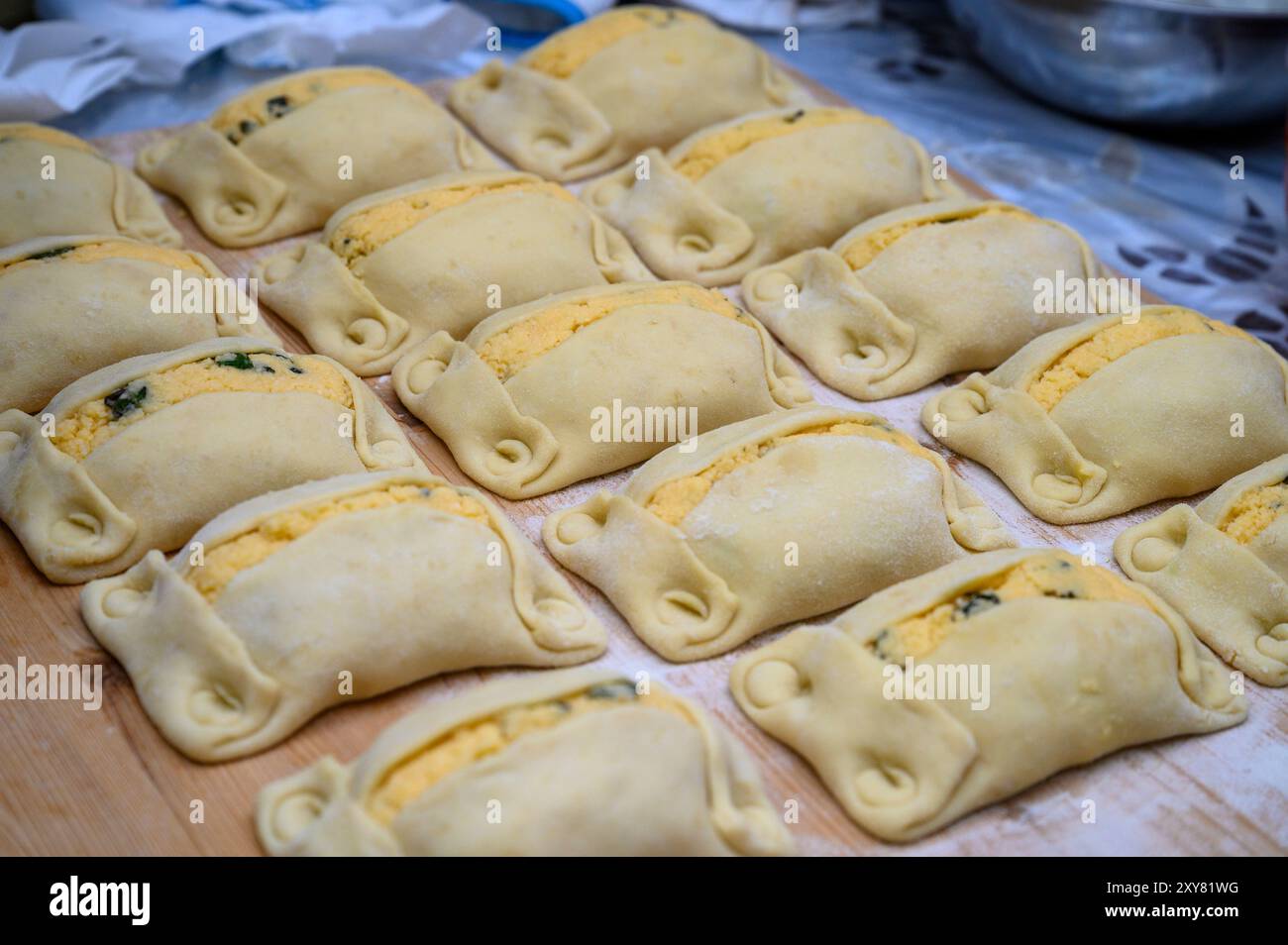 Traditional Cypriot Flaouna delicious Greek Easter Cheese Bread ...