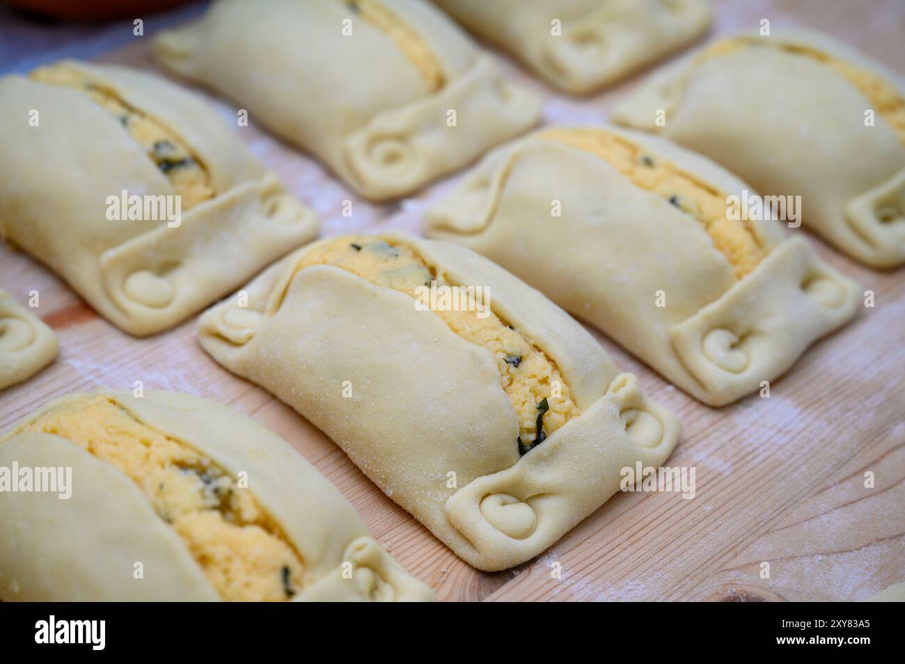 Traditional Cypriot Flaouna delicious Greek Easter Cheese Bread ...