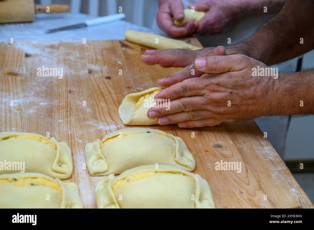 Traditional Cypriot Flaouna delicious Greek Easter Cheese Bread ...