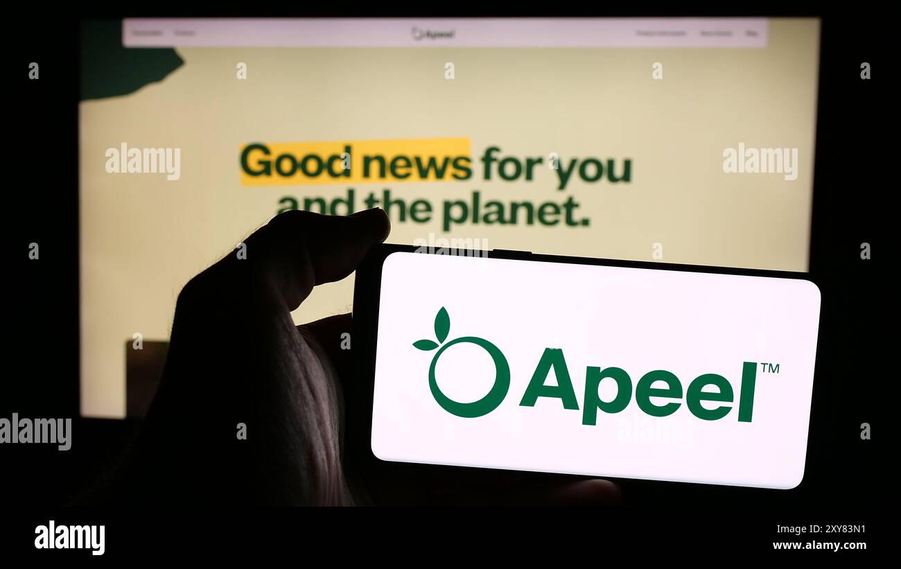 Apeel hi-res stock photography and images - Alamy