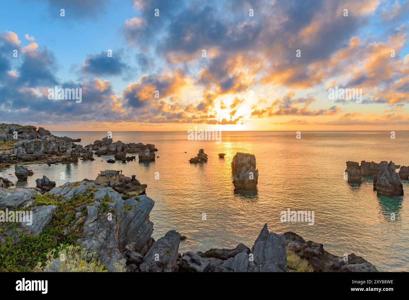Achilles Bay Bermuda Golden Summer Sunset Stock Photo - Alamy