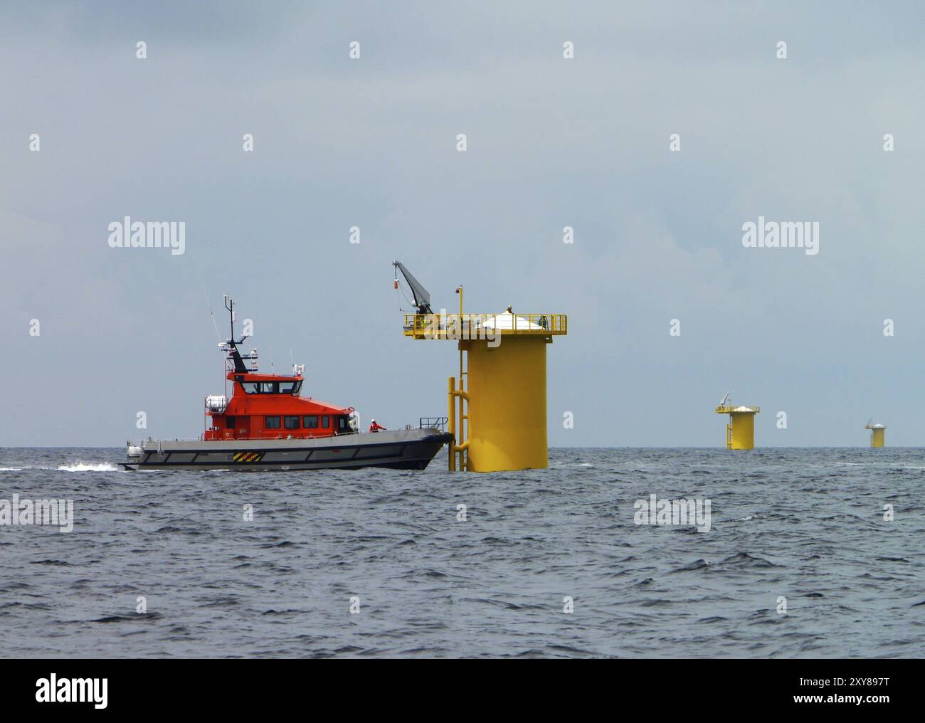 Offshore windfarm construction vessel hi-res stock photography and ...