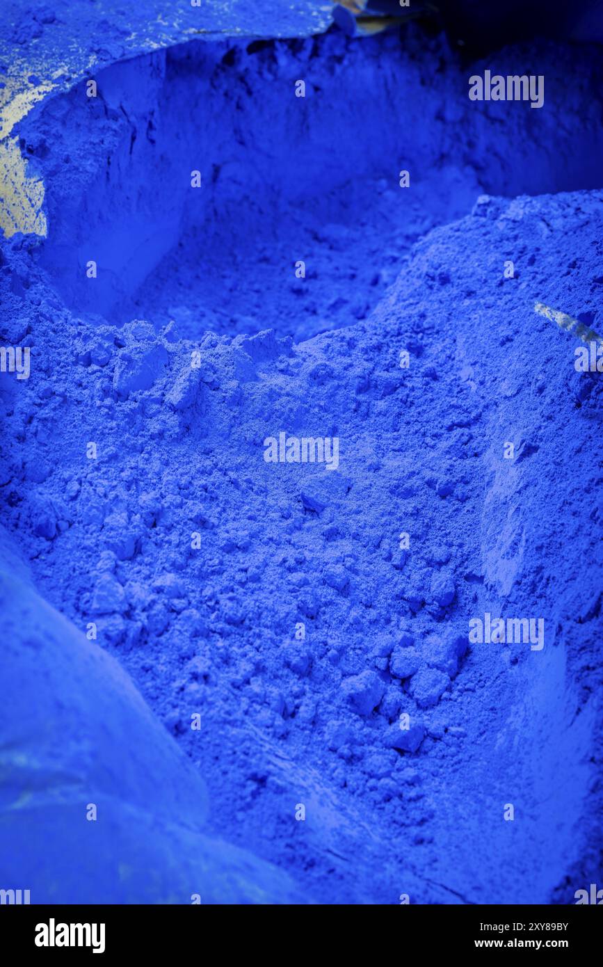 Ore warehouse hi-res stock photography and images - Alamy