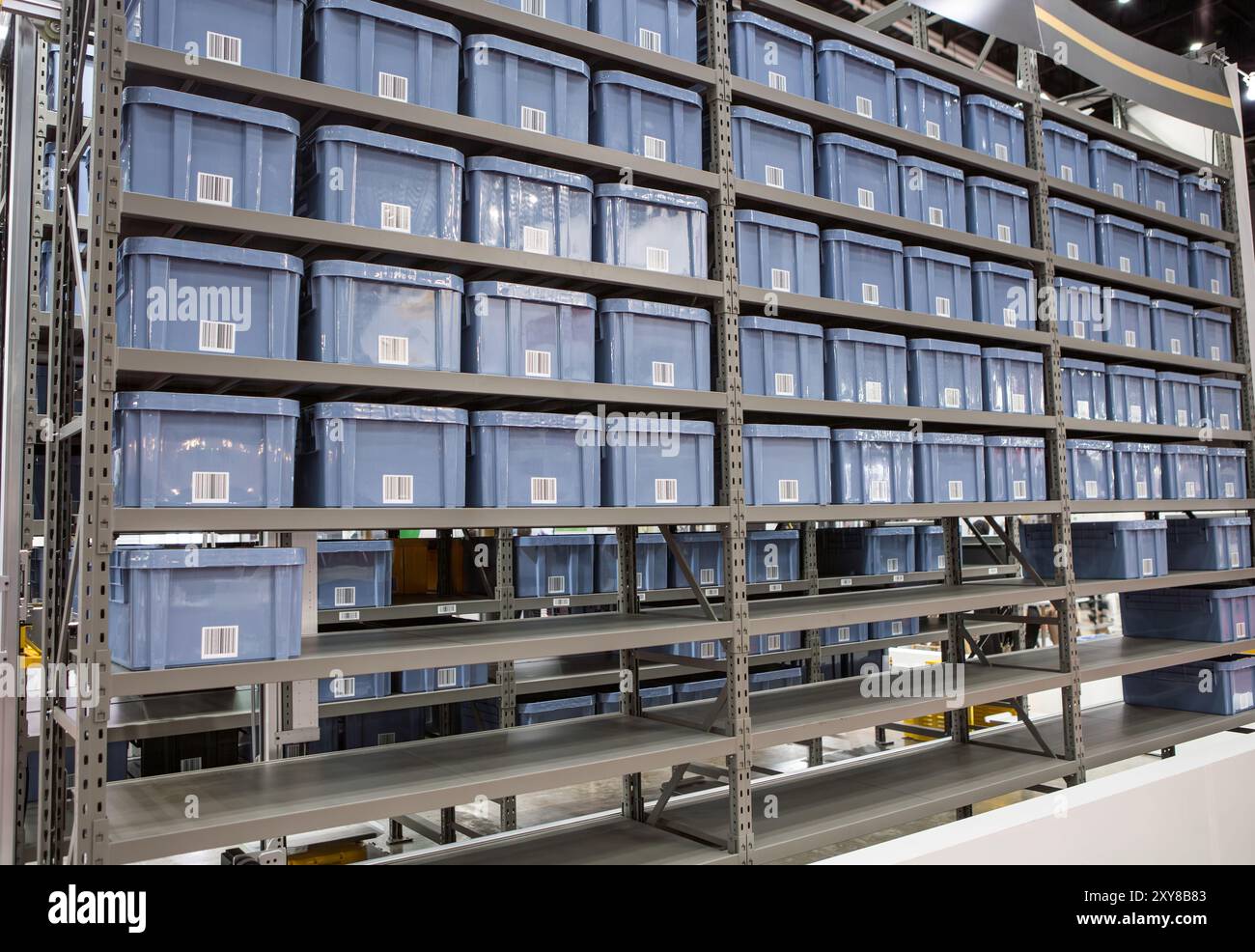 Vertical storage ergonomic solution. Automated storage and retrieval ...