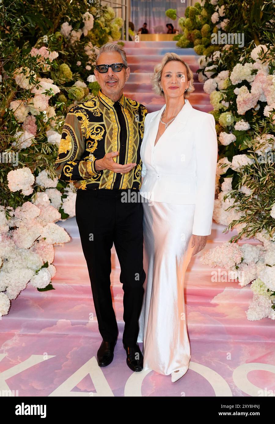 Jeff Goldblum and Janet McTeer during the photocall at Old Sessions ...