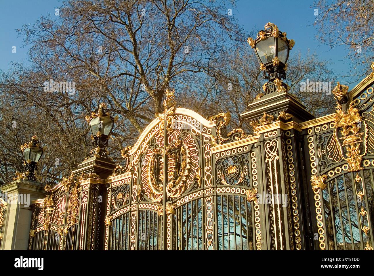Royal Gates to Green Park near Buckingham Palace. London, England. UK ...