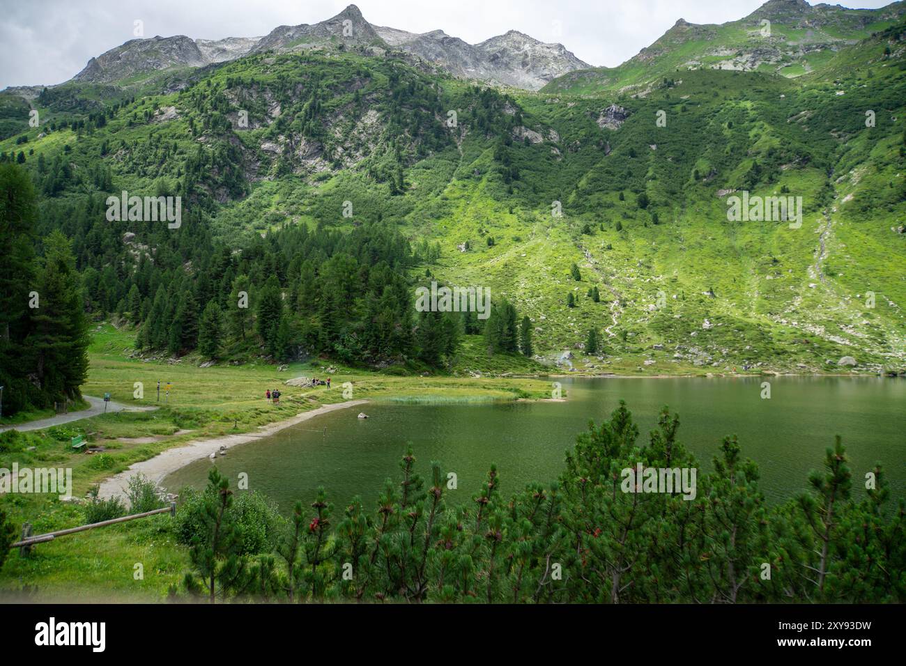 Wandern im alpen hi-res stock photography and images - Alamy