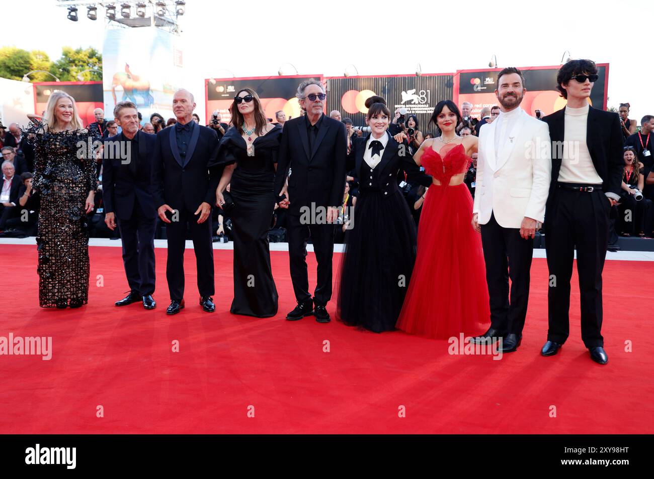 Catherine O'Hara, Willem Dafoe, Michael Keaton, Monica Belluci, Tim ...