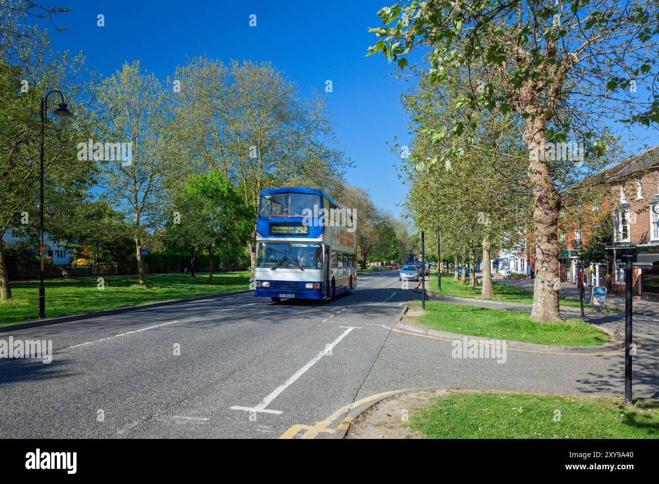 UK, England, Kent, Tenterden, Tenterden High Street with the 292 ... UK, England, Kent, Tenterden, Tenterden High Street with the 292 ...