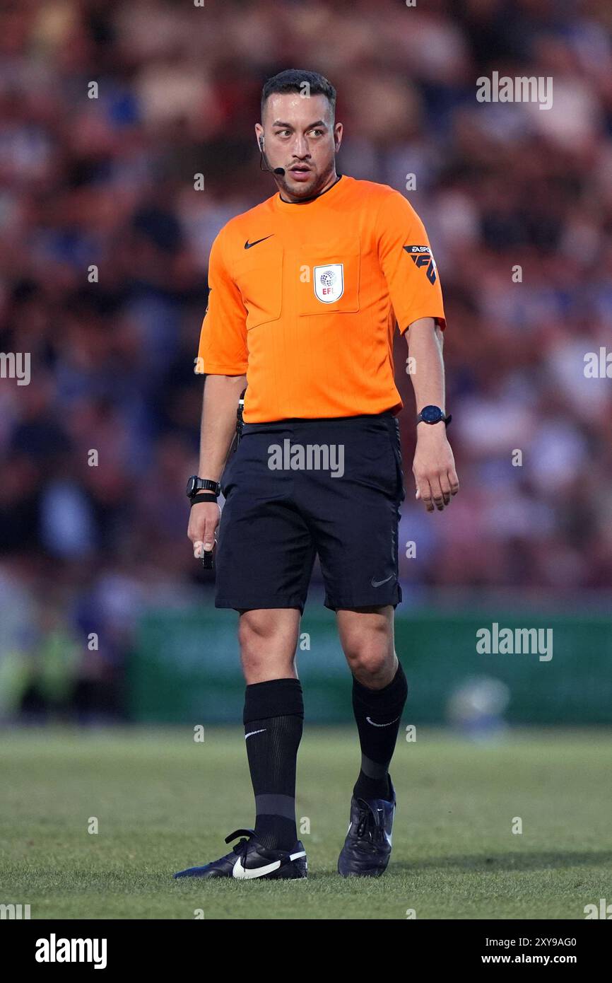 Paul howard referee hi-res stock photography and images - Alamy