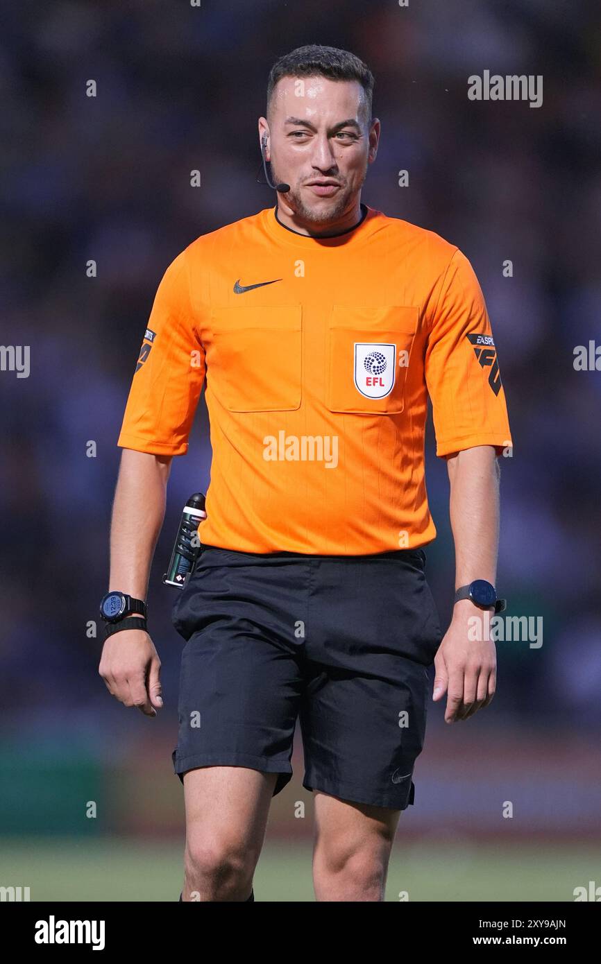 Paul howard referee hi-res stock photography and images - Alamy