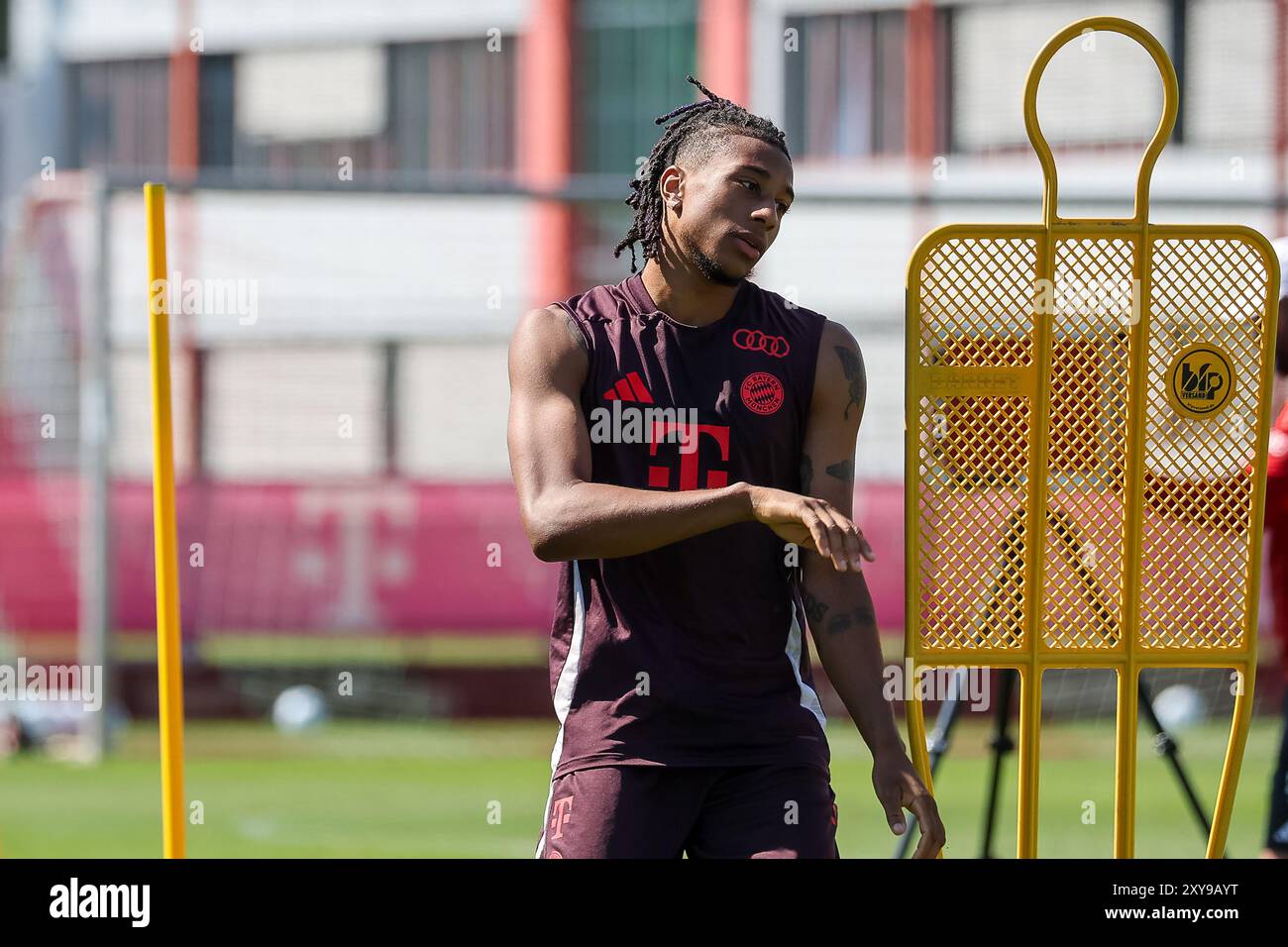 Michael Olise (FC Bayern Muenchen 17), Oeffentliches Training, FC ...