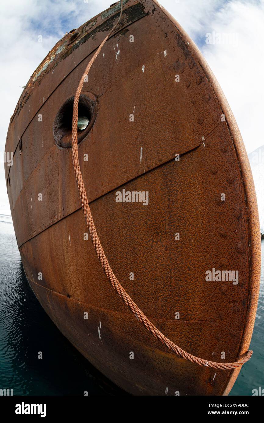 Views of the wreck of the Guvernoren, a 20th century whale processing ...