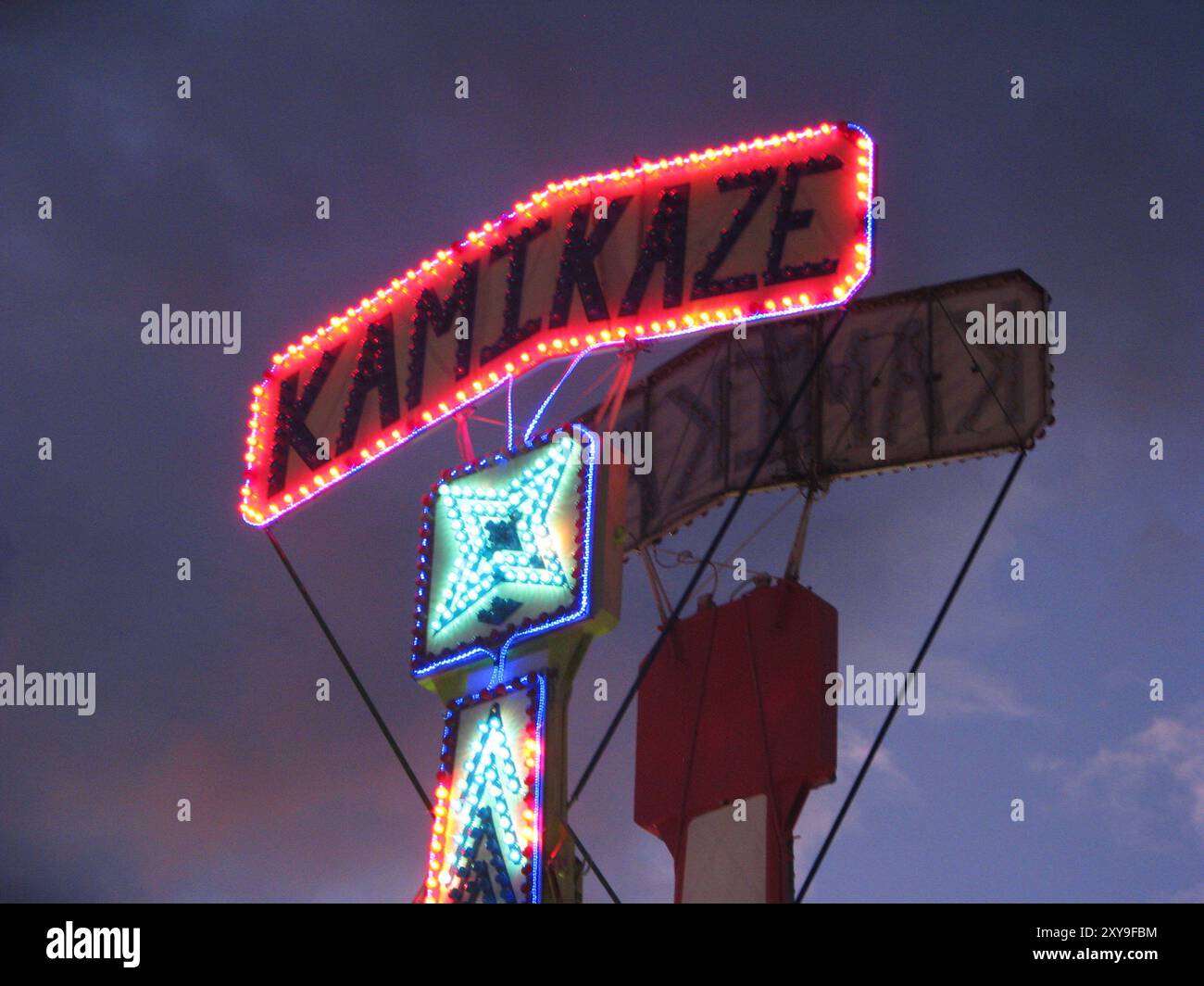 Kamikaze ride hi-res stock photography and images - Alamy