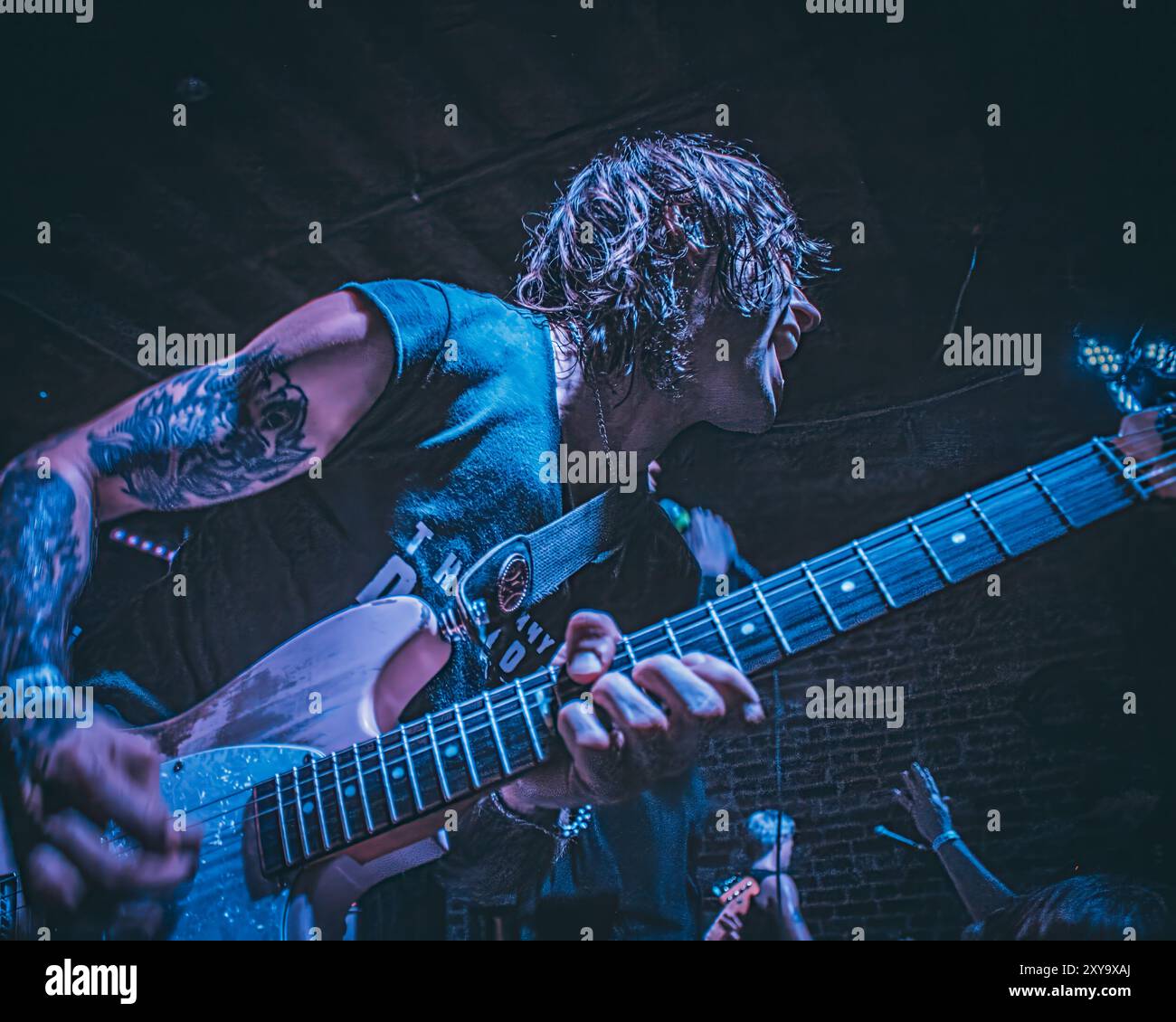 The bad nerves lead vocals hi-res stock photography and images - Alamy