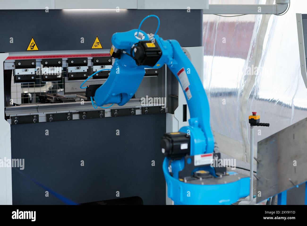 Sheet Metal Bending Machine And Industrial Collaborative Robot Robotic