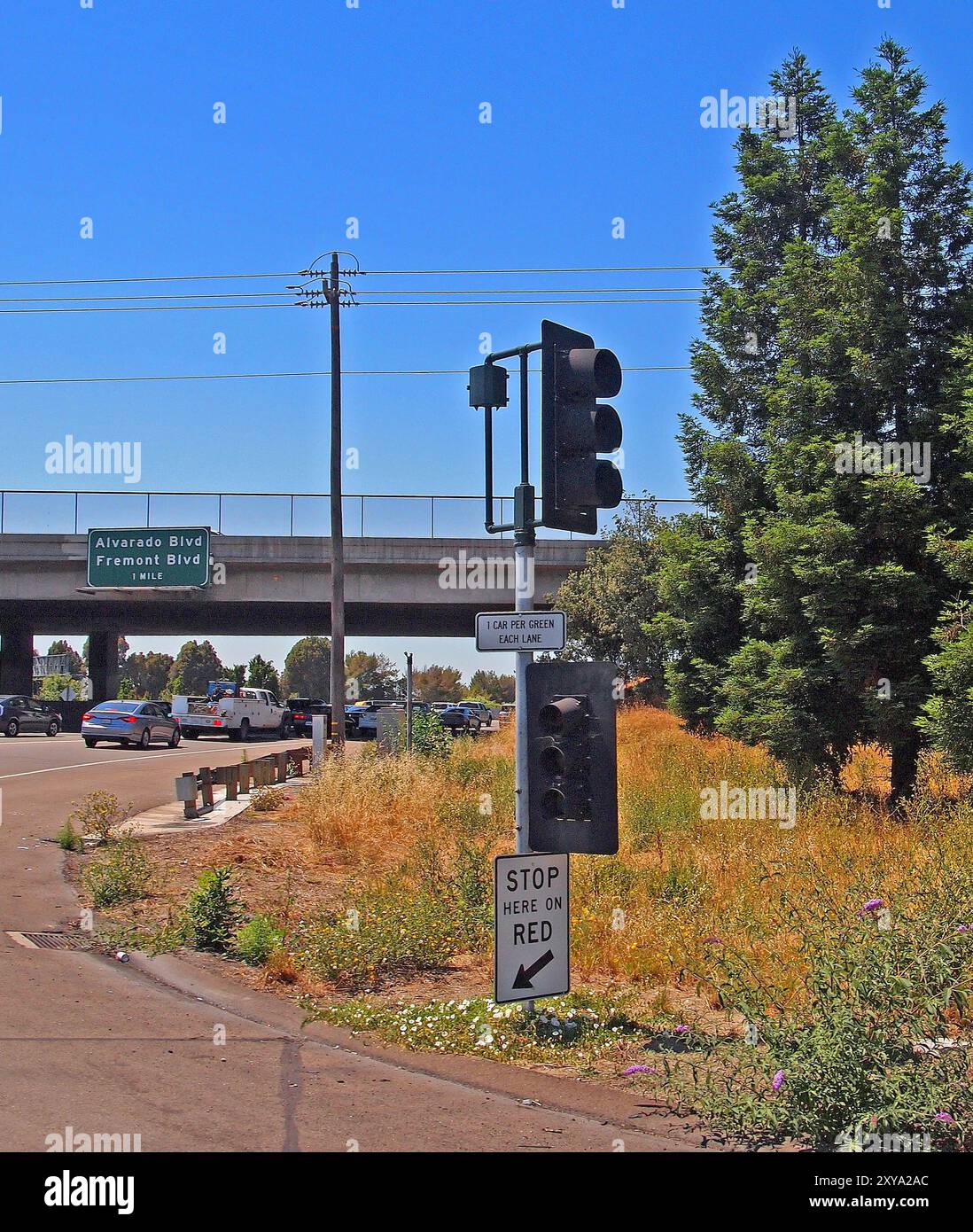 freeway entrance traffic light in California Stock Photo - Alamy