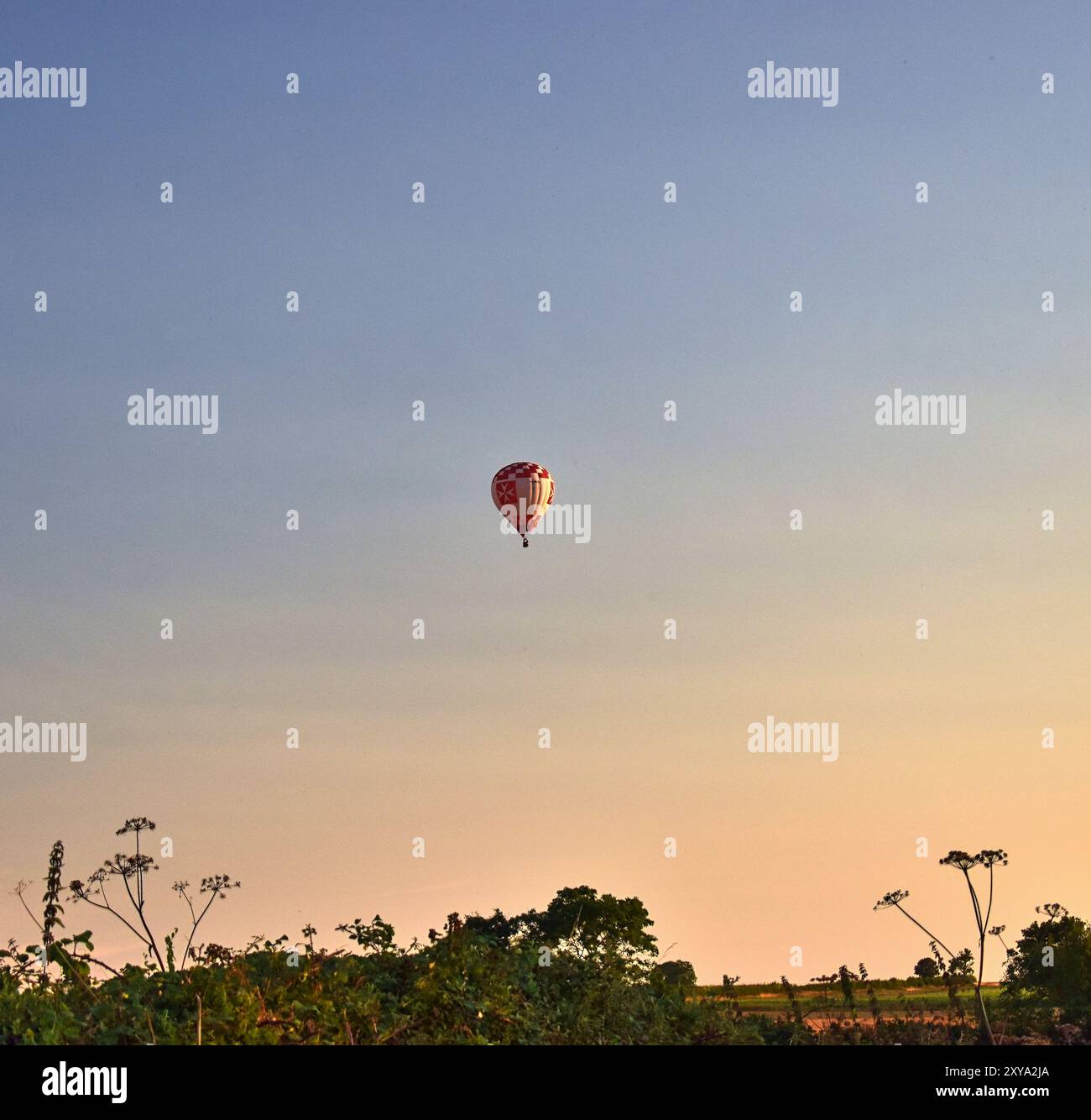 Dusk balloons hi-res stock photography and images - Alamy
