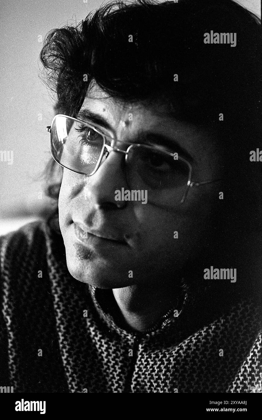 Gato paris hi-res stock photography and images - Alamy