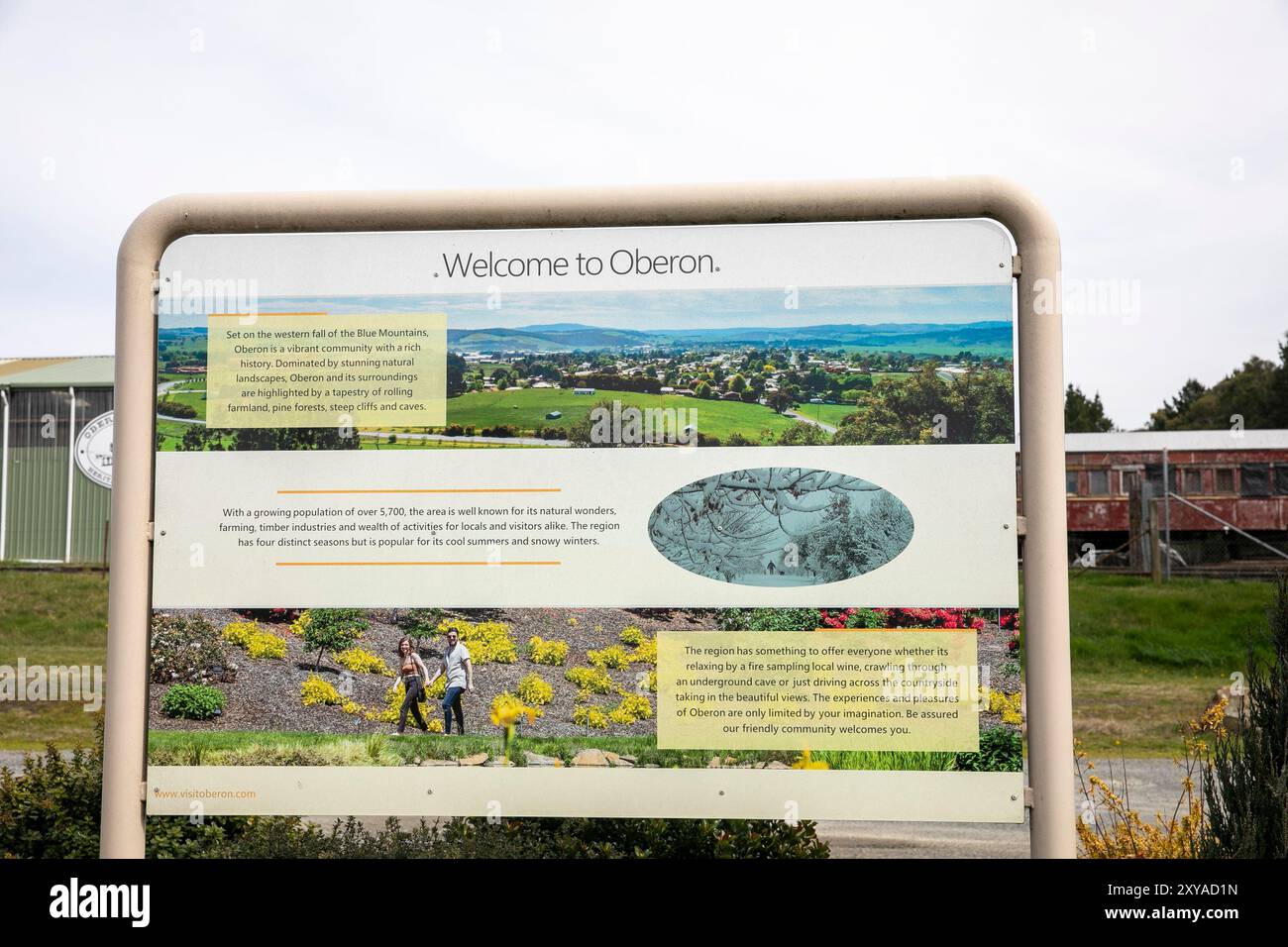 Welcome to Oberon sign in this new south wales town, Australia Stock ...
