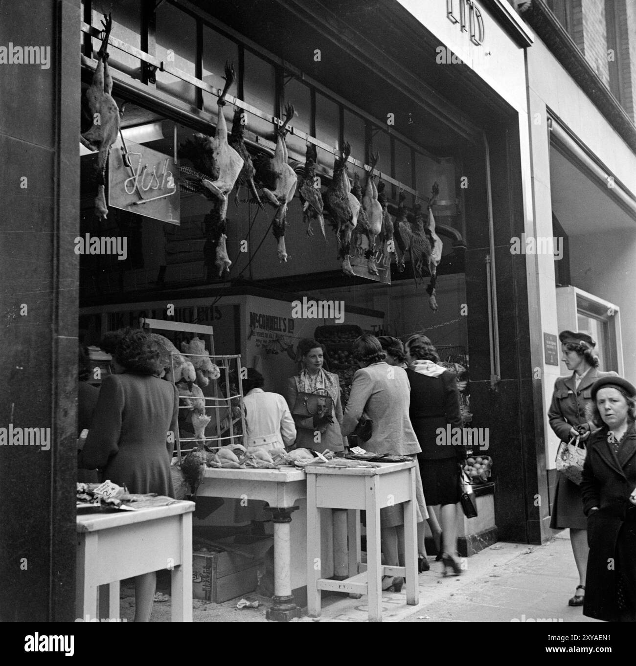 Vintage photo of irish people hi-res stock photography and images - Alamy
