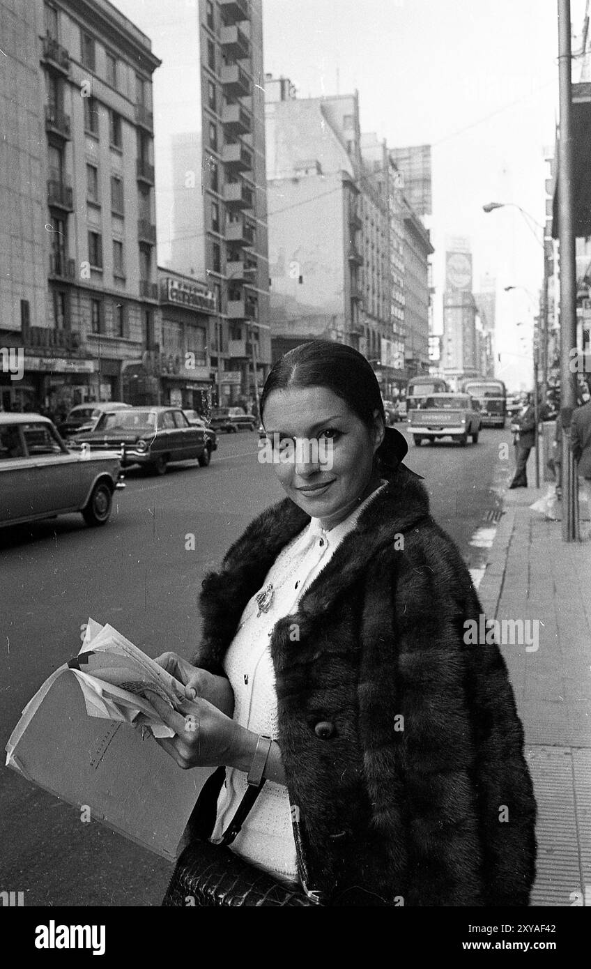 Spanish actress and singer Nati Mistral (neé Natividad Macho Álvarez ...