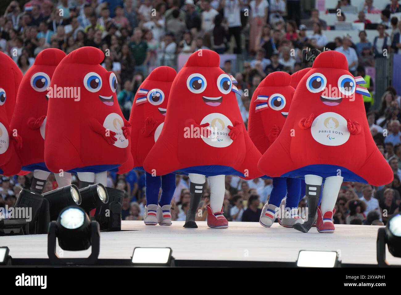 Paris, France. 28th Aug, 2024. The Olympic and Paralympic mascots, the ...