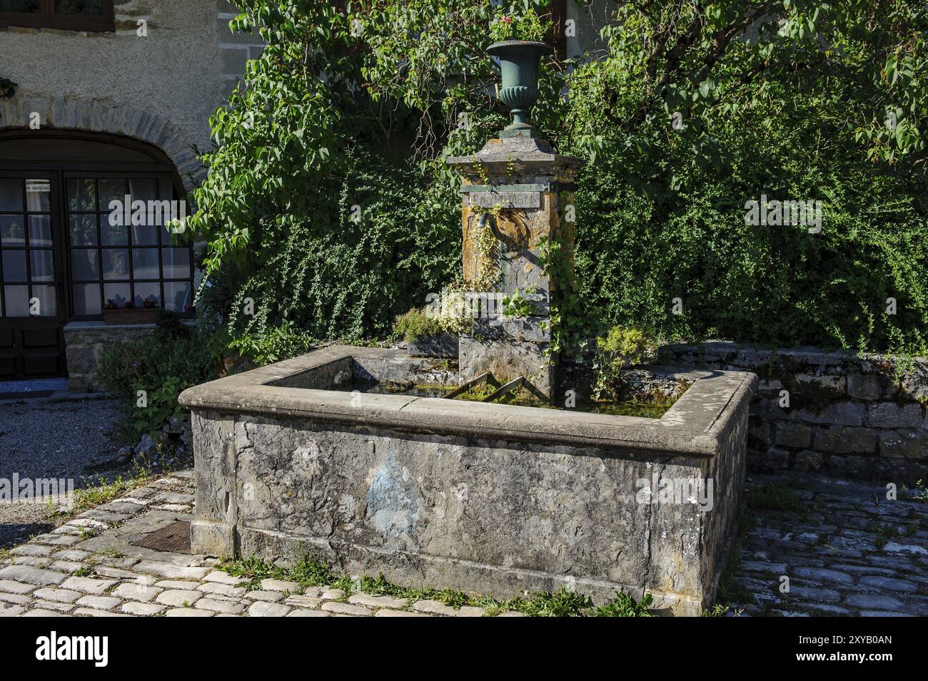 Fountain sign signs information hi-res stock photography and images - Alamy