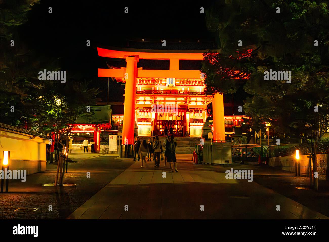 Fushimi Inari Taisha by night, in Kyoto, Japan Stock Photo - Alamy