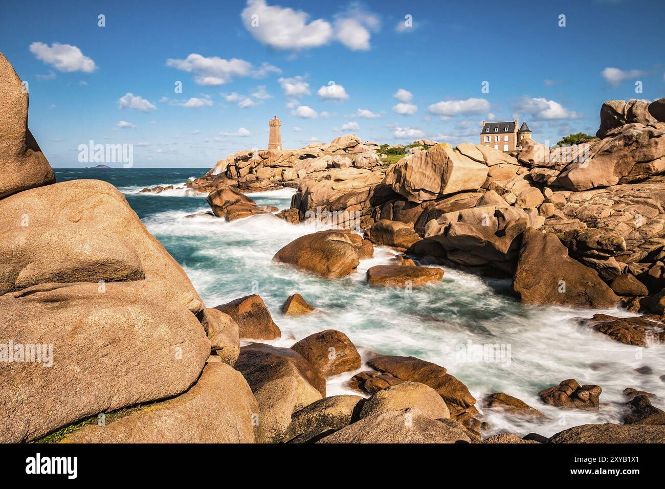 Atlantic coast in Brittany near Ploumanac?h Stock Photo - Alamy
