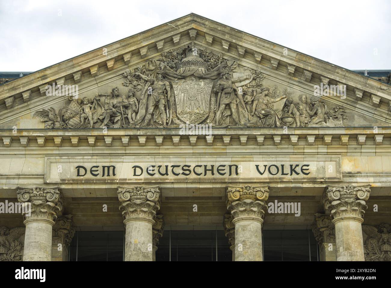 Pediment reichstag building hi-res stock photography and images - Alamy