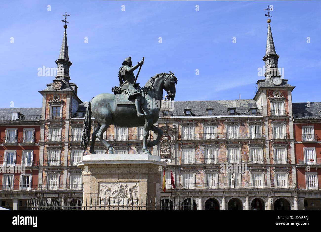 The magnificent 17th Century statue of Felipe III overlooking the ...