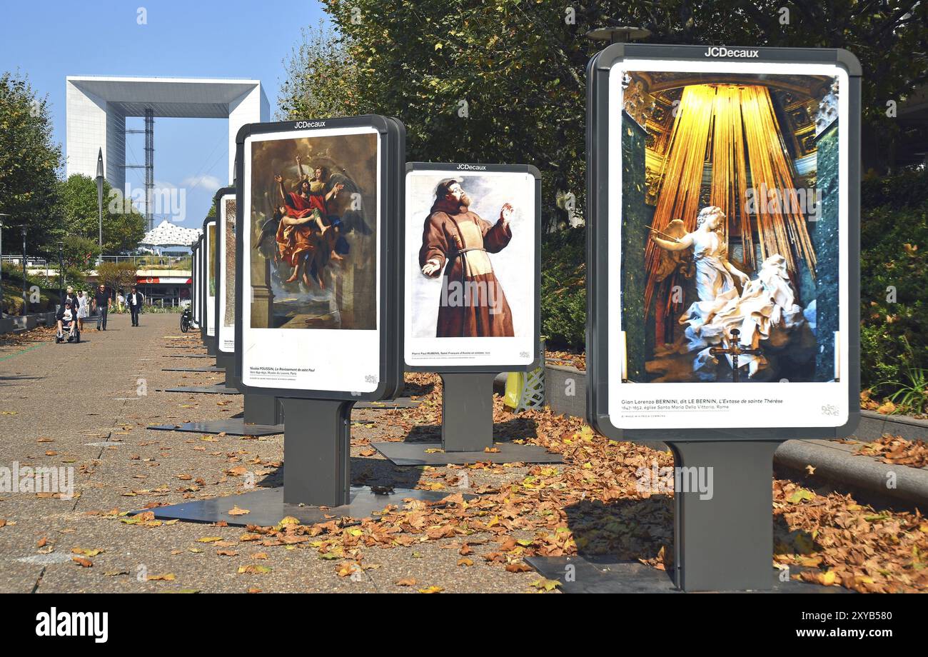 Outdoor exhibition hi-res stock photography and images - Alamy